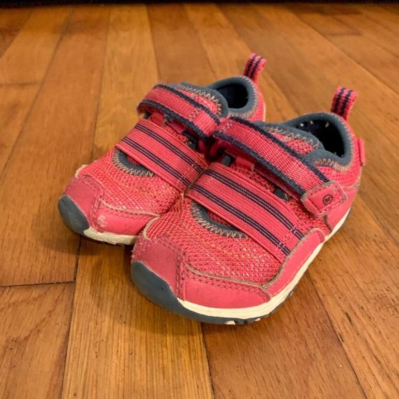 Stride Rite | Shoes | Stride Rite Toddler Girls Pink Velcro Sneakers ...